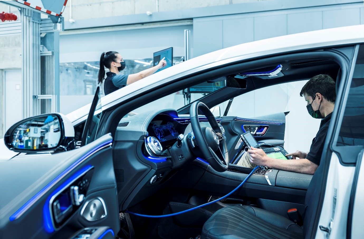 Mercedes-Benz opens electric software hub in Germany | Autovista24